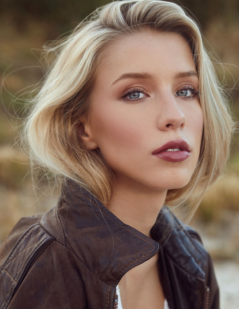 Kenzi Hope | Select Miami | Select Model Management