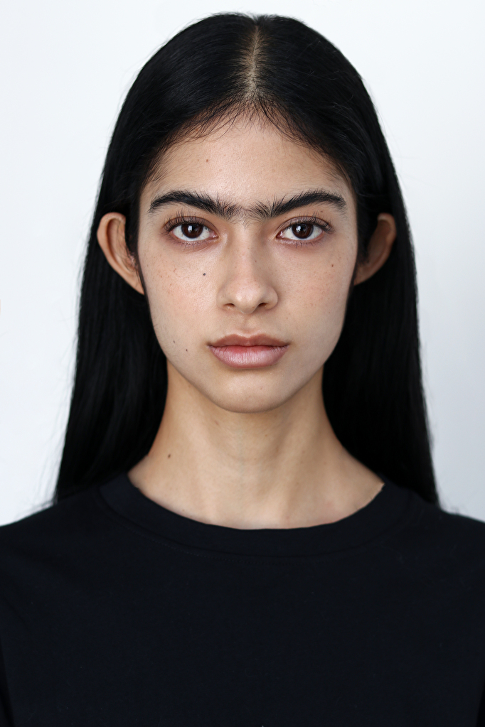 Mariana Arias | Talent | Select London | Select Model Management