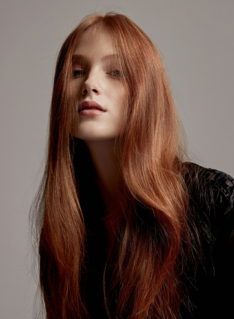 Lucia Pons | Women | Select Milano | Select Model Management