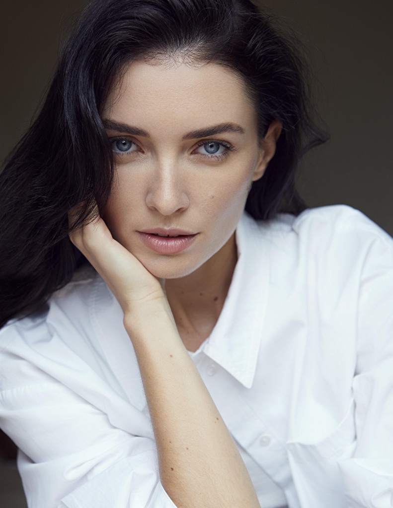 Anastasia | Women | Select Atlanta | Select Model Management