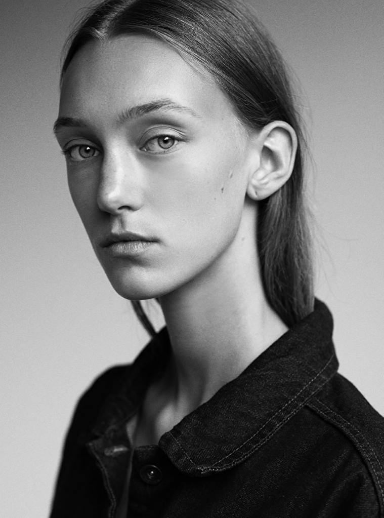 Silte | Women | Select Paris | Select Model Management